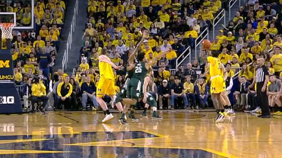 Score of the michigan basketball game store