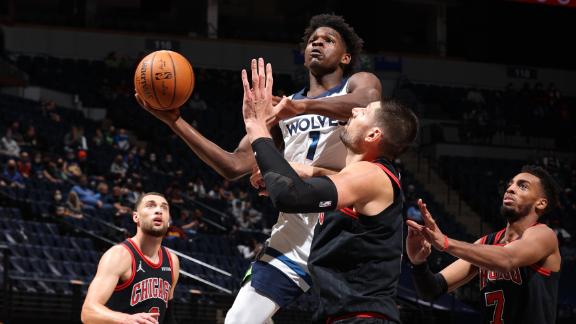 Towns, Russell push Wolves to 121-117 win against Bulls - ABC7 Chicago