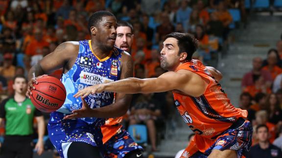 ESPN: Serving sports fans. Anytime. Anywhere. - ESPN