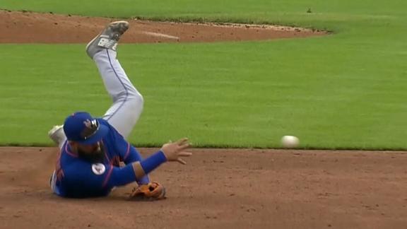 Mets smash 7 homers, shake off 4 errors in wild 15-11 win - ABC7 New York