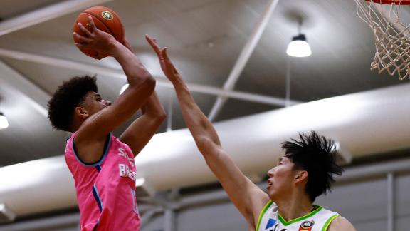 ESPN: Serving sports fans. Anytime. Anywhere. - ESPN