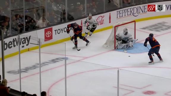 Oilers beat Kings 5-2 to remain unbeaten under Woodcroft - ABC7 Los Angeles