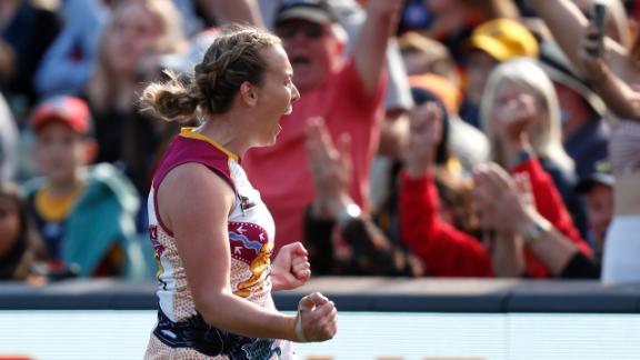 ESPN: Serving sports fans. Anytime. Anywhere. - ESPN