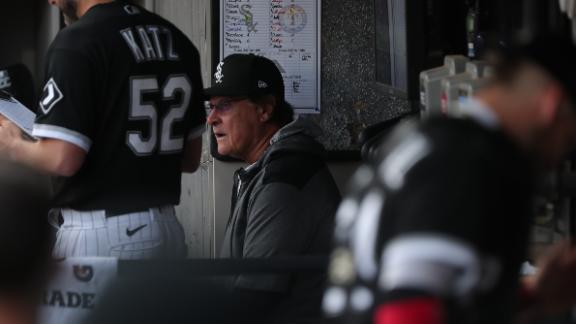 'Fire Tony!' chants as Chisox blow lead, lose to Texas in 10 - ABC7 Chicago