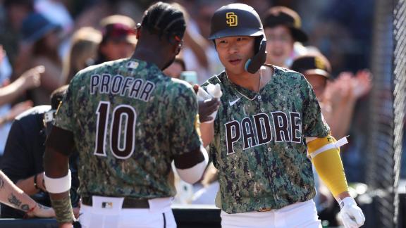 Padres clinch NL wild-card spot during 2-1 loss to White Sox - ABC7 Chicago