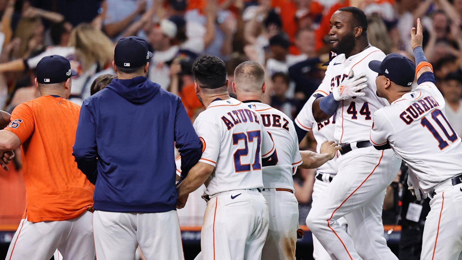 Alvarez hits 3-run HR vs Ray in 9th, Astros jolt M's in ALDS - ABC13 ...