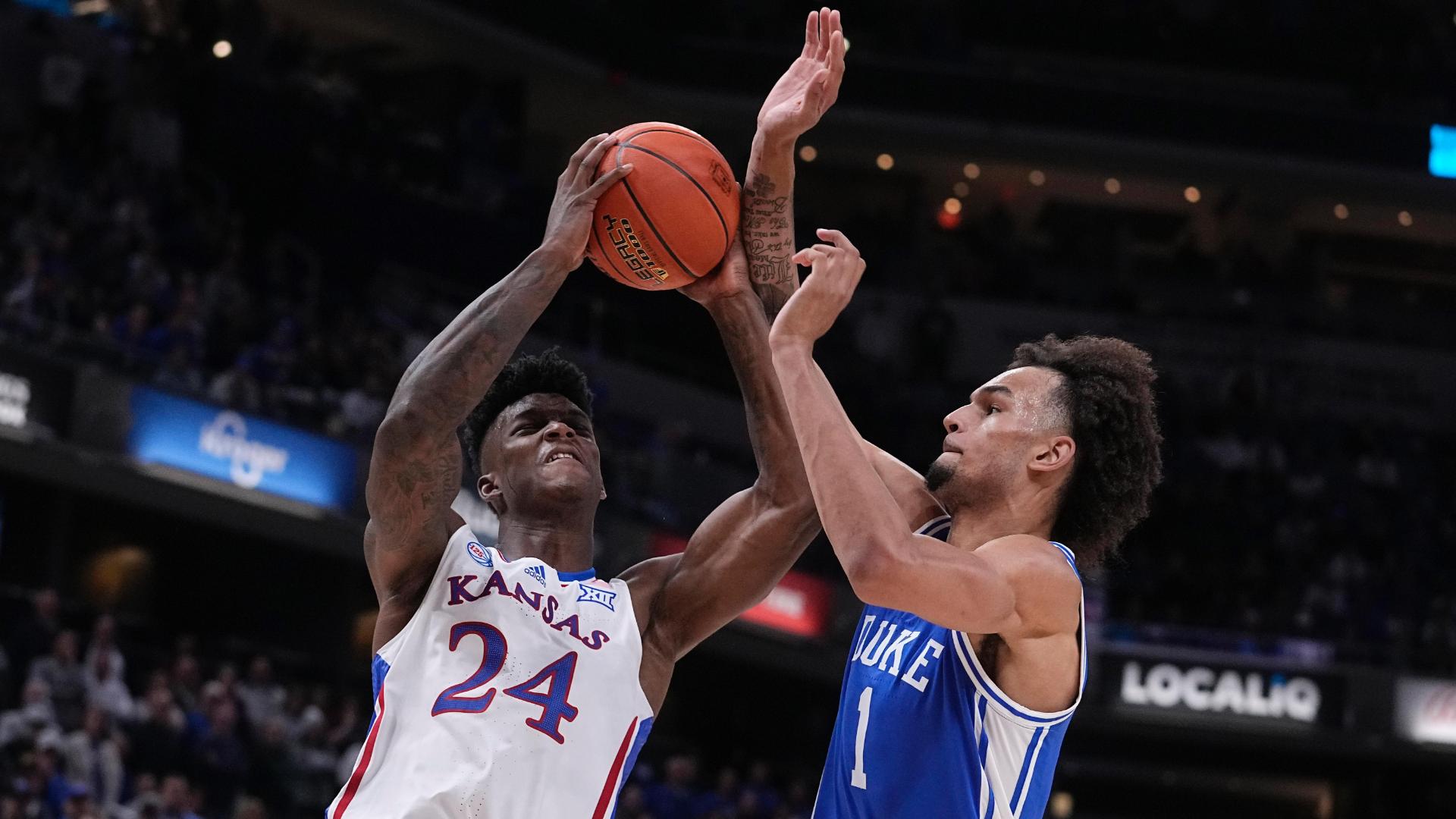 No. 6 Kansas rallies late to beat No. 7 Duke 69-64 - ABC11 Raleigh-Durham