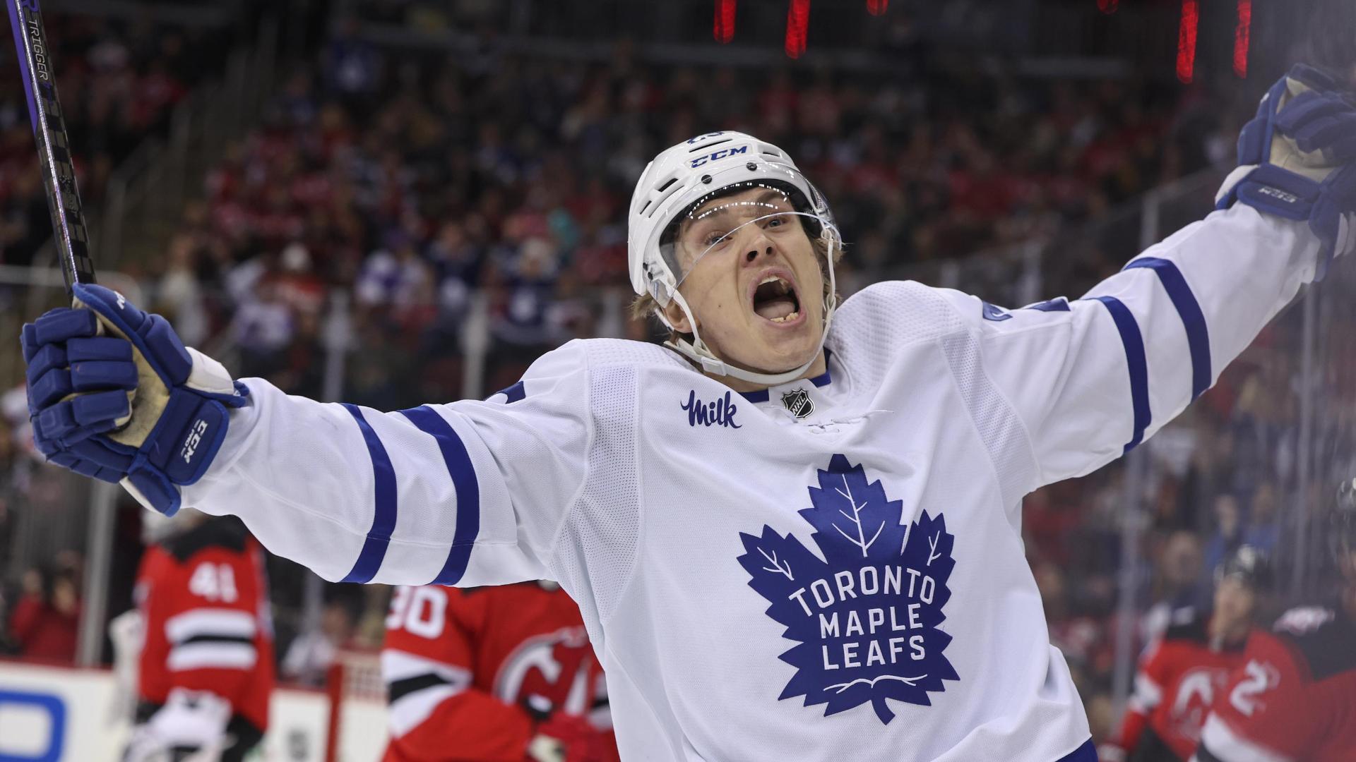 Devils' 13-game win streak halted in 2-1 loss to Maple Leafs - ABC7 New ...