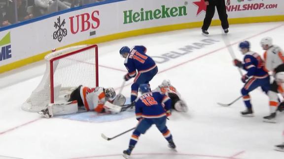 Islanders score 3 times in 3rd, beat Flyers 5-2 - ABC7 New York