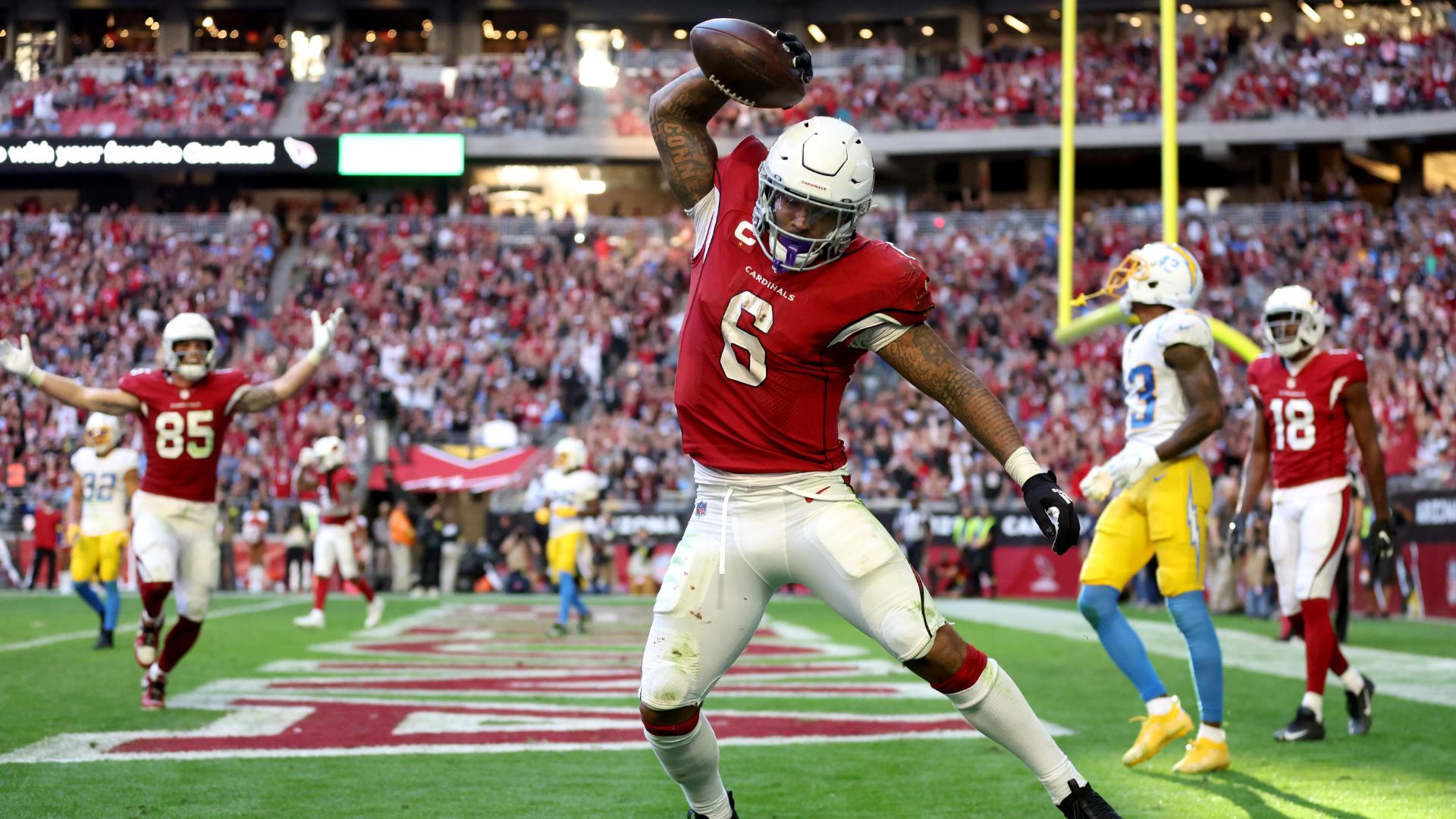 Herbert rallies Chargers to 25-24 win over Cardinals - ABC30 Fresno