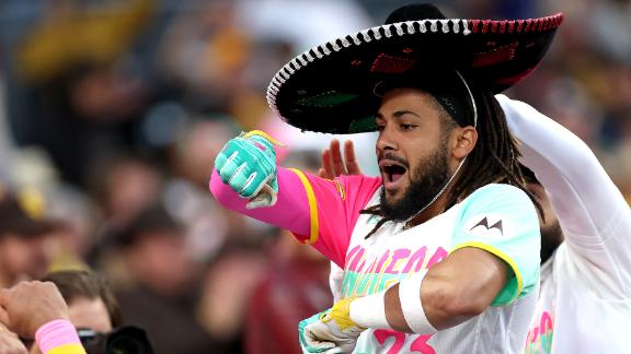 Tatis has 2 HRs, 3 RBIs off Kershaw, Padres beat Dodgers 5-2 - ABC7 Los ...