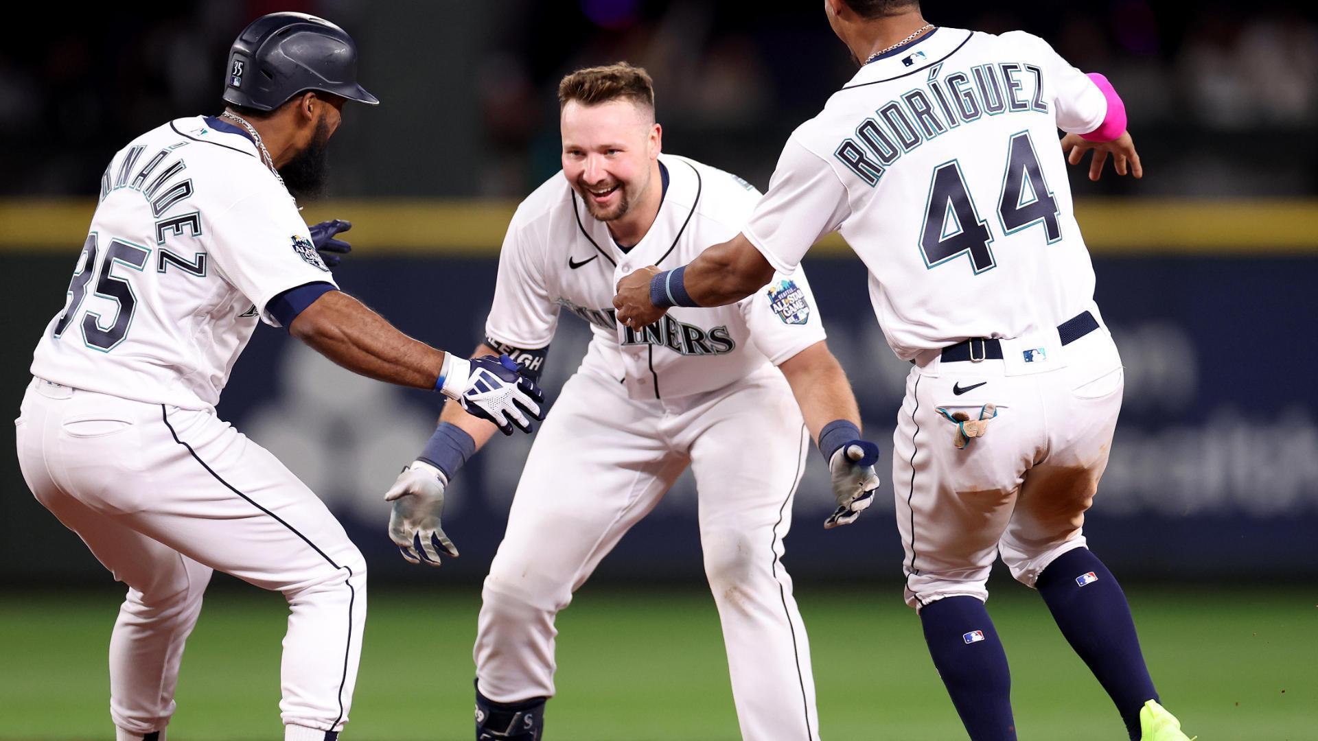 Cal Raleigh's RBI single in 10th inning gives Mariners 1-0 win over ...