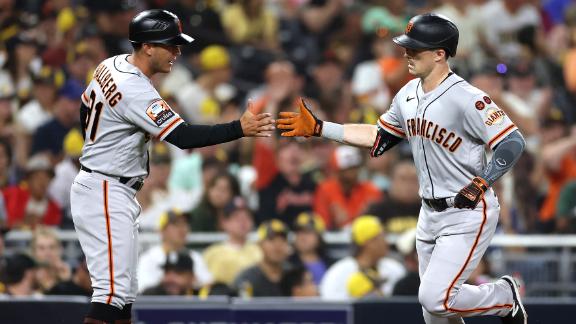 Yastrzemski homers and drives in 2 runs as the Giants beat the ...