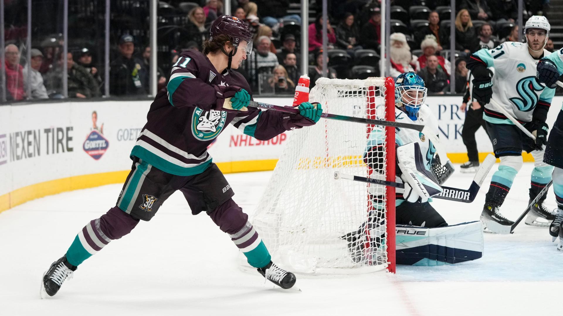 Zegras gets another lacrosse goal, but Dunn, Tatar lead Kraken past ...