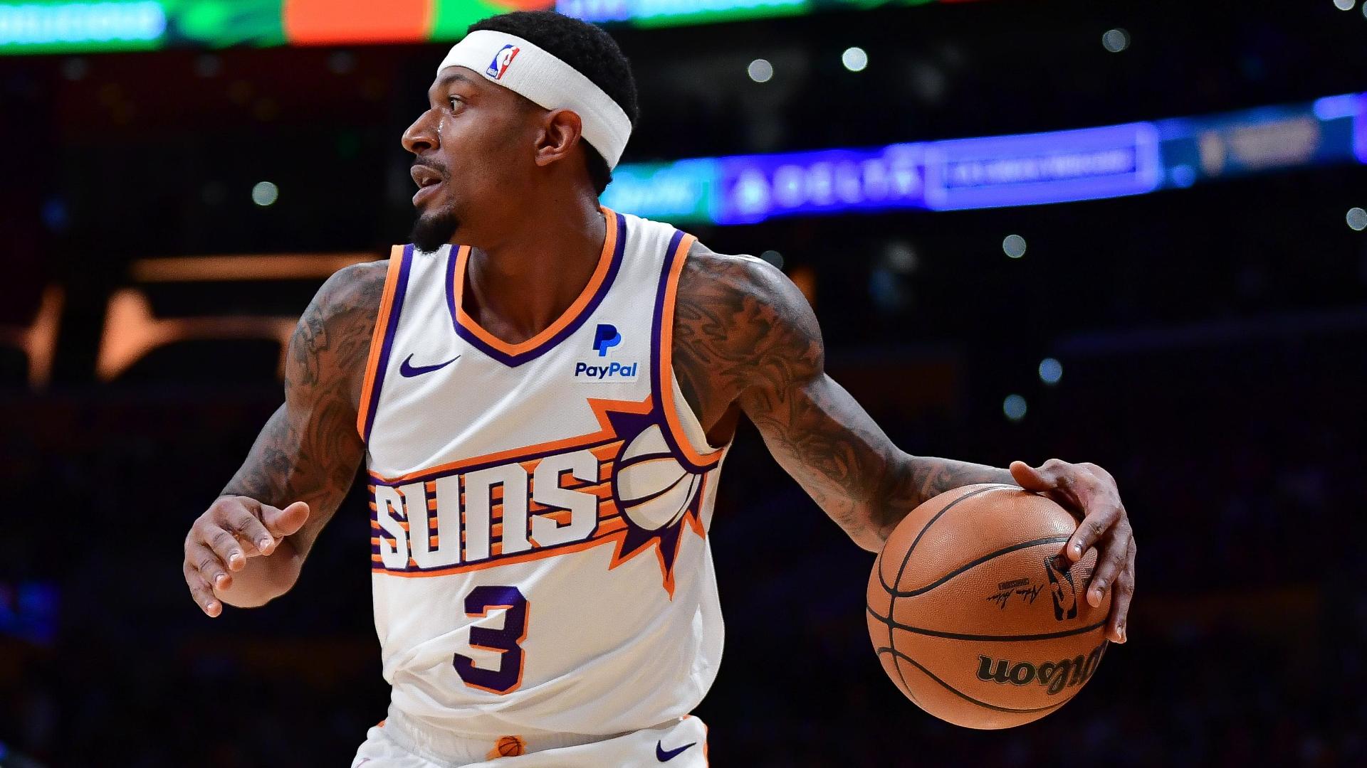 Bradley Beal scores 37, Devin Booker adds 31 as Suns roll to a 127-109 victory over Lakers ...