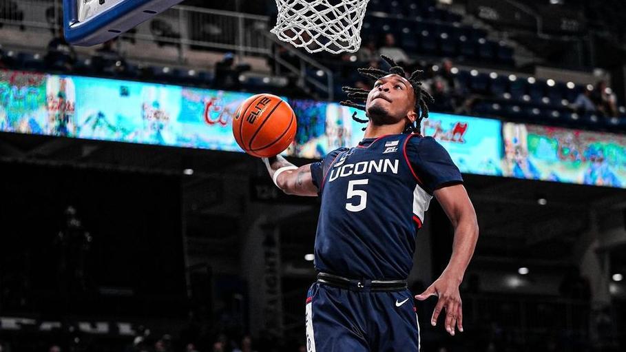 Karaban scores 21 points as No. 1 UConn rolls past DePaul 101-65 for ...