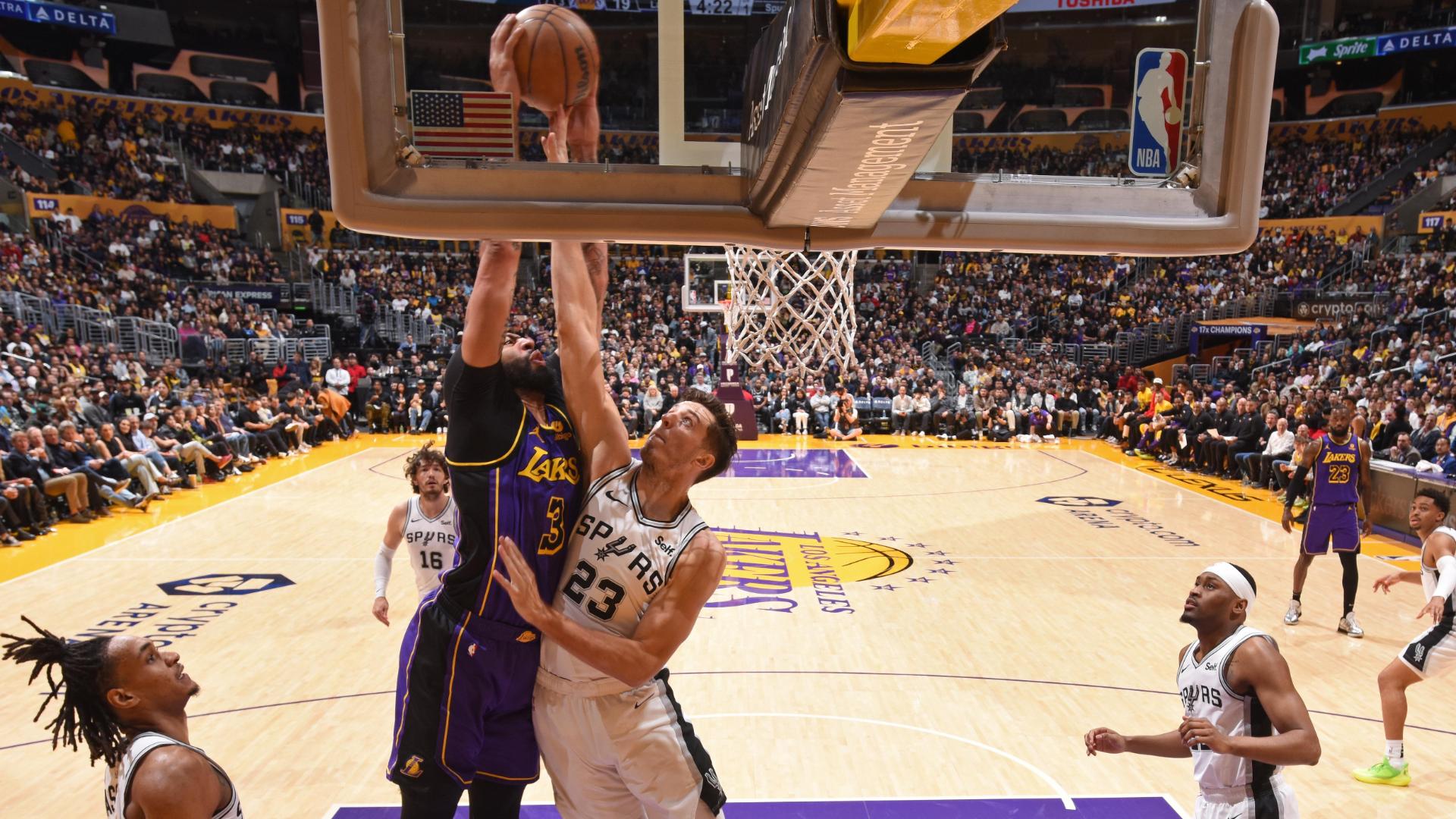 LeBron scores 30 points, Davis handles Wembanyama's 5x5 effort in ...