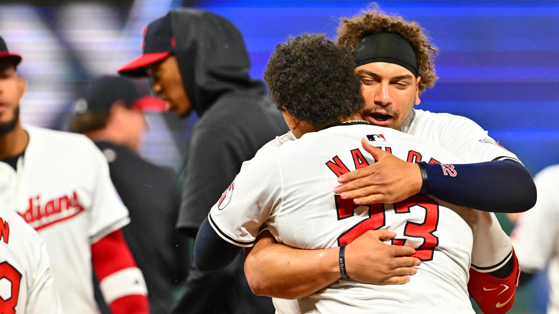 Bo and Josh Naylor deliver RBIs in 10th, brothers homer in same inning as Guards edge White Sox ...
