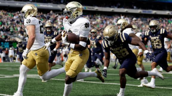 No. 12 Notre Dame knocks error-prone No. 24 Navy from unbeaten ranks - ABC7 Chicago