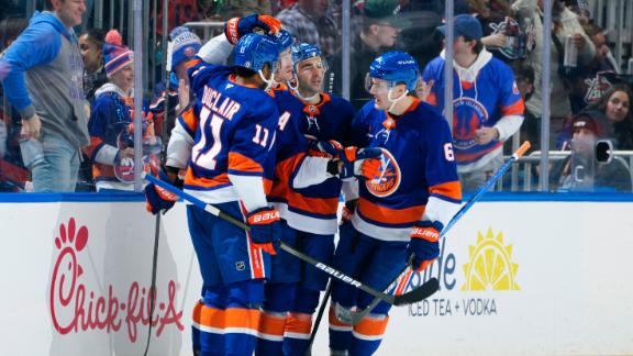 Islanders obtienen su tercera victoria consecutiva tras derrotar a los ...