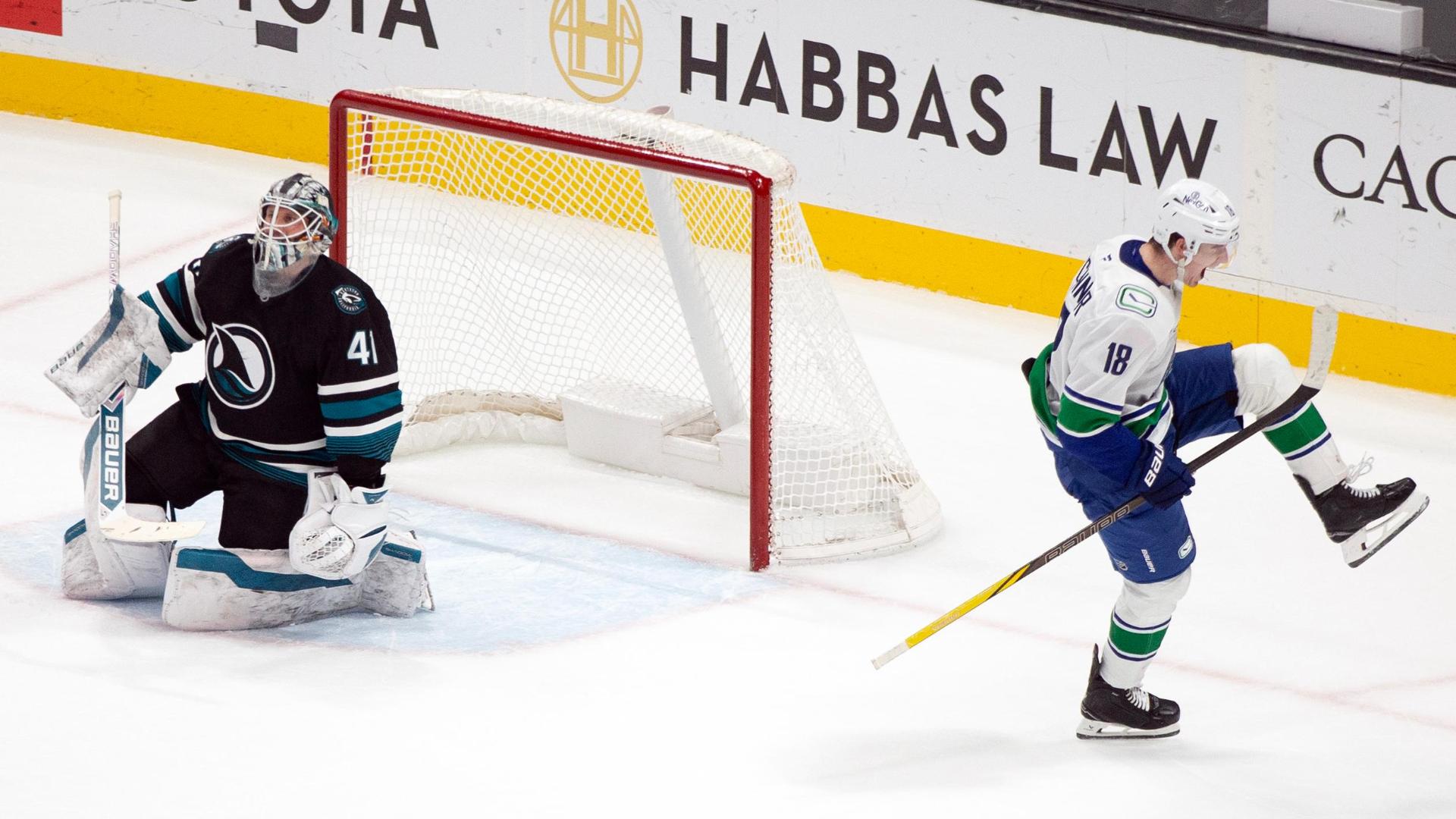 O'Connor scores penalty shot goal in overtime to give Canucks 2-1 win ...