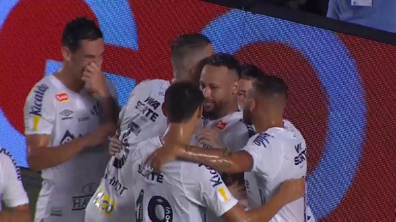 Neymar maakt eerste treffer in anderhalf jaar en wint met Santos - ESPN Video