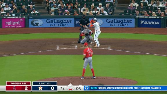 Gemist: Bizar moment in MLB: fan steelt vangbal van Los Angeles