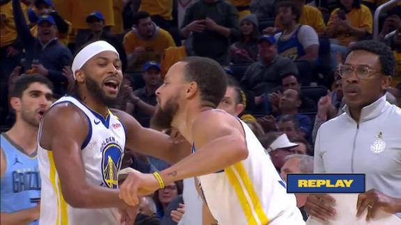 Asistencia de Stephen Curry y tremenda volcada de Moses Moody - ESPN Video