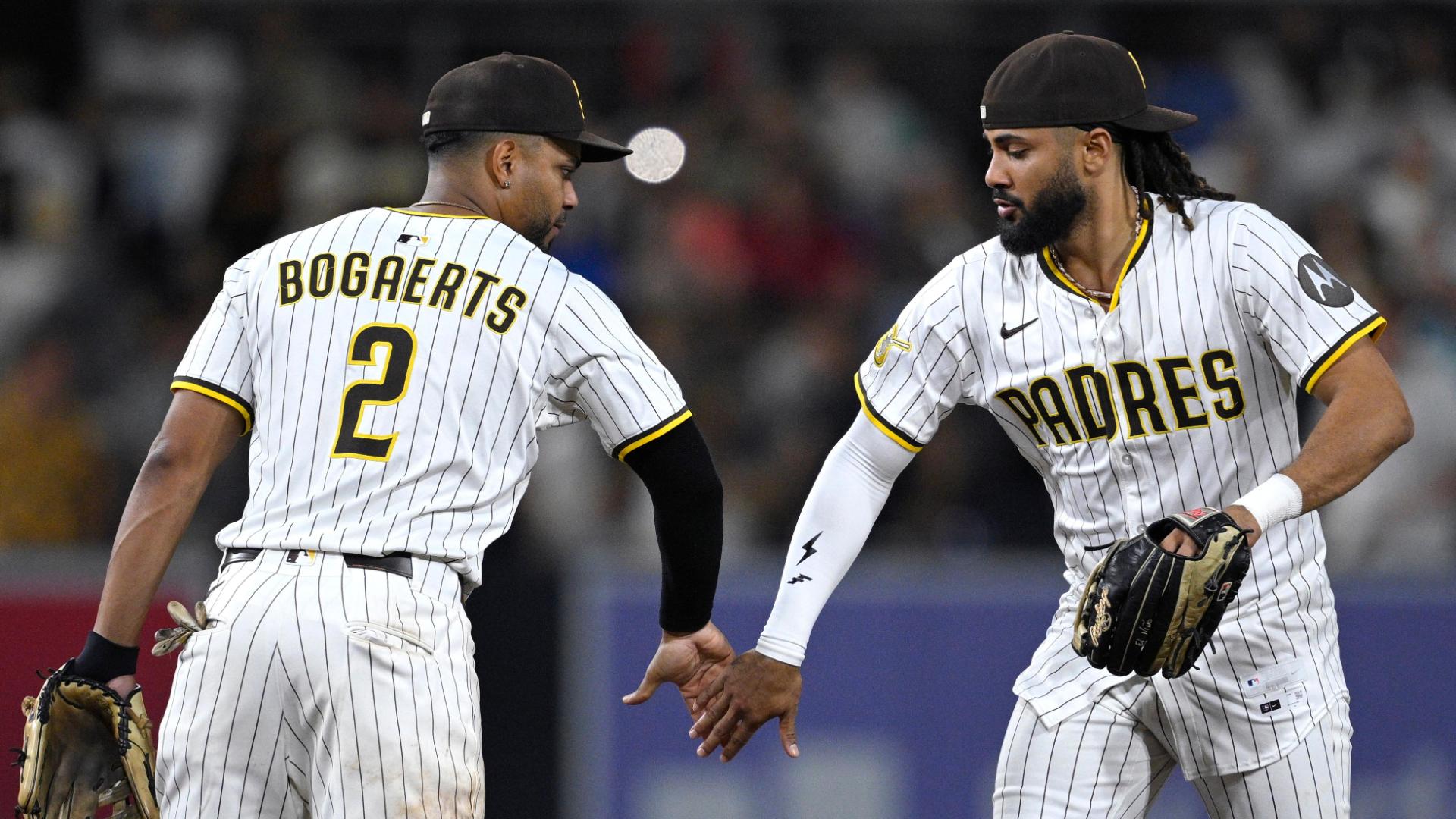 Fernando Tatis Jr. and Manny Machado hit leadoff homers in Padres' 4-3 win over Diamondbacks ...