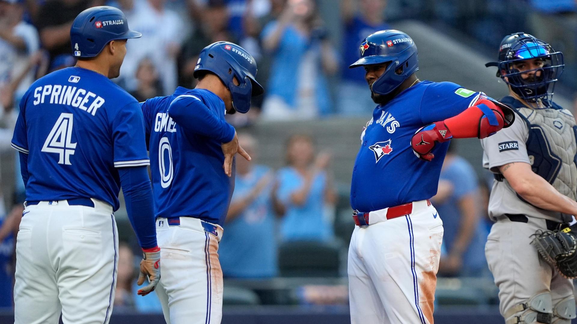 Blue Jays fans erupt after Vlad Jr.'s massive grand slam - WatchESPN