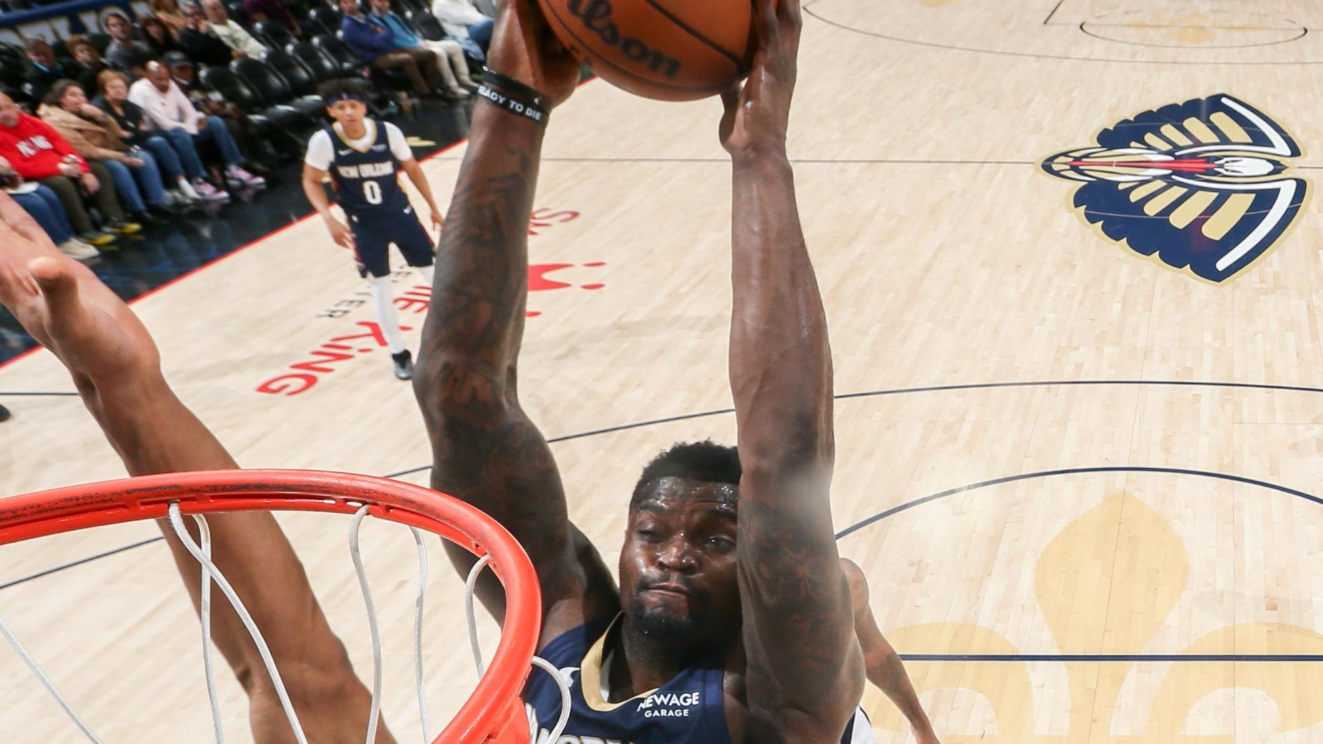 Zion rocks the rim for a huge poster - WatchESPN