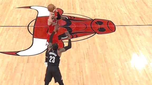 Lillard's 3-pointer sends Blazers to 123-122 win over Bulls - ABC7 Chicago