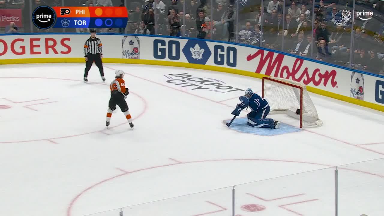 Flyers beat Maple Leafs 3-2 in a shootout to extend winning streak to 3 ...