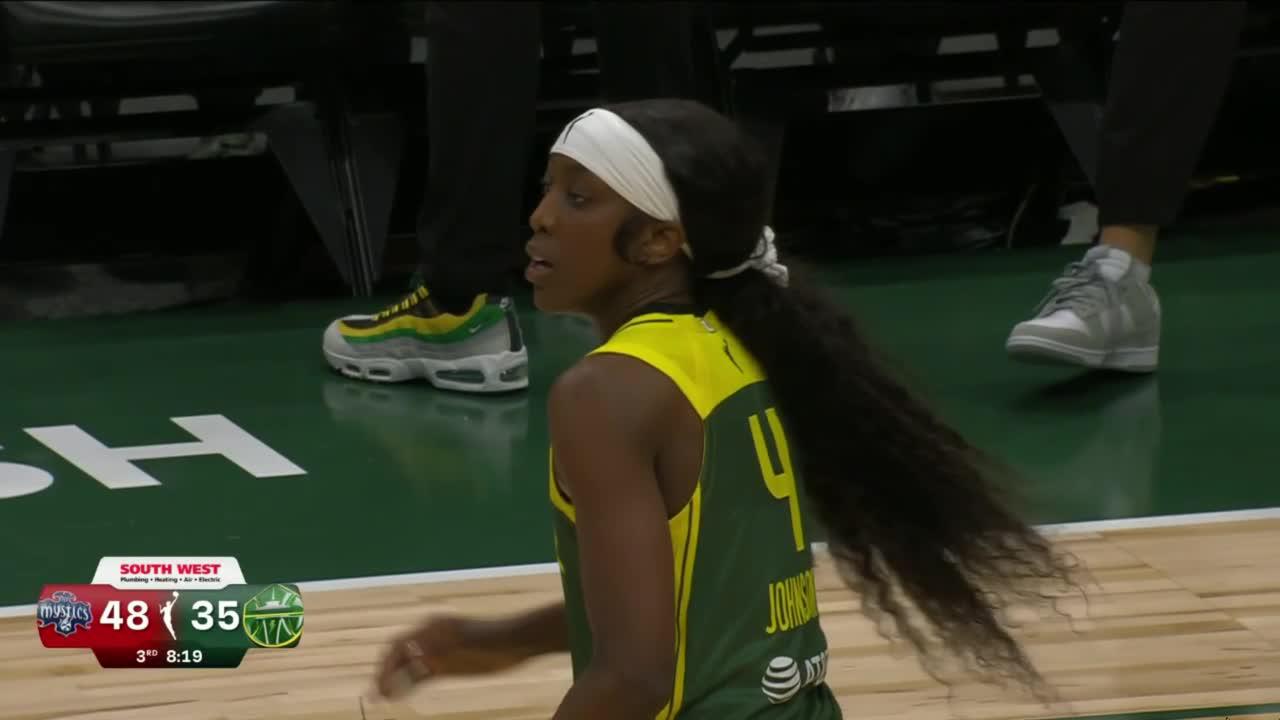 Flau’jae Johnson races to the rim and gets tough layup to go - WatchESPN
