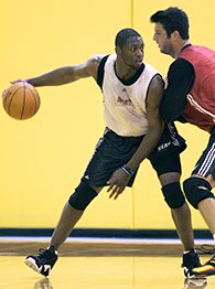 Wade returns to Heat practice - ESPN