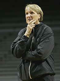 Former Washington coach hired by Cougars - ESPN