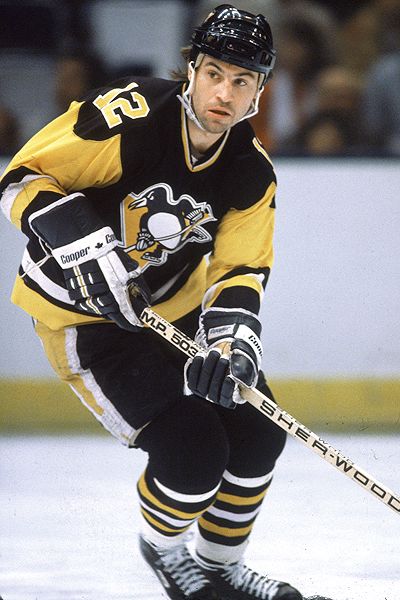 ESPN - Photos - Malone just like Pittsburgh -- blue-collar tough ...