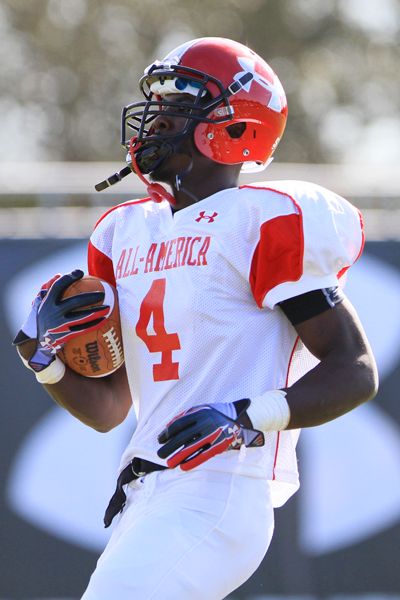 Darius White out to show he's the nation's top wide receiver