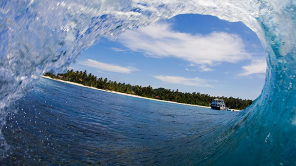 We pick our Top 10 surfing spots - Page 2 - ESPN