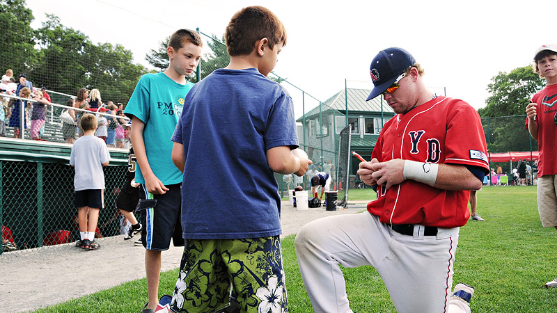 Signature - Cape Cod Baseball League Photo Story - ESPN