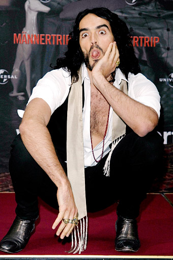 Russell Brand - Rick Reilly: NFL in London - ESPN