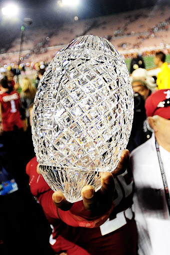 2010 BCS National Championship - National Title Trophy Gallery - ESPN