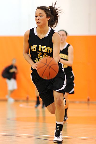 HoopGurlz: More players shine at Boo