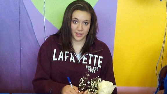 Jazmin Hayes - Early Signing Period Photos - ESPN