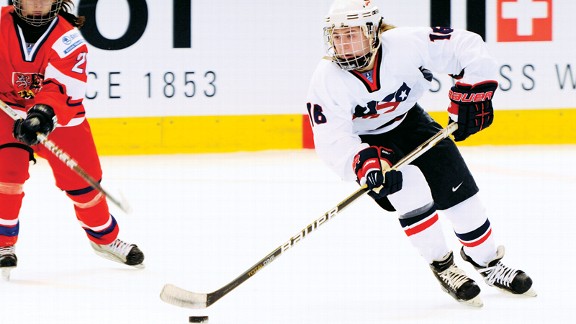 Haley Skarupa - 18 Under 18: Girls' Photo Gallery - ESPN