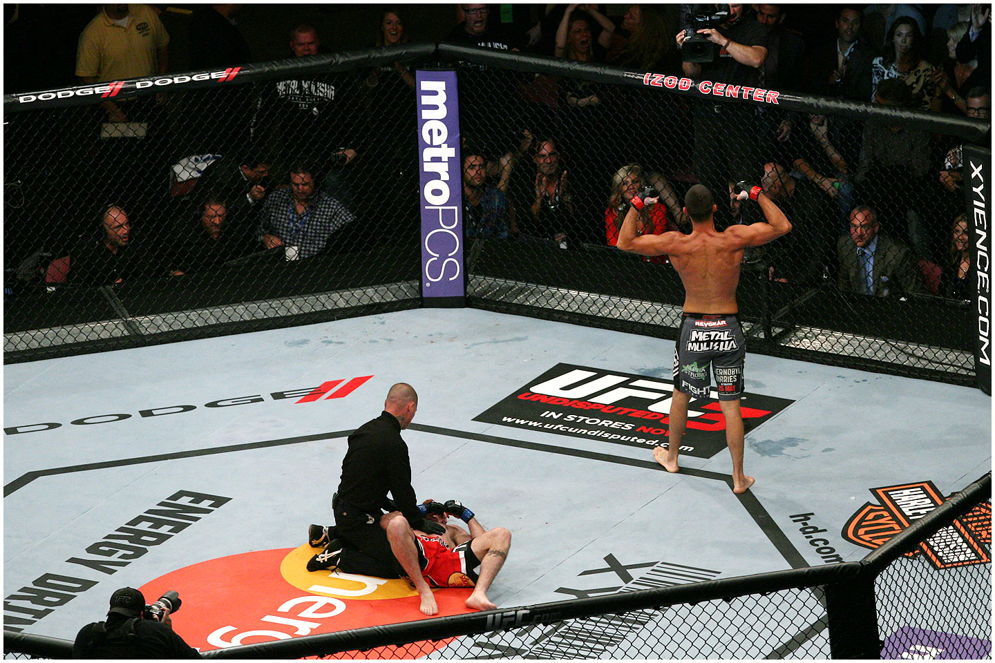 UFC FOX ROI Return on Investment Sports media | Raelyn McDonald