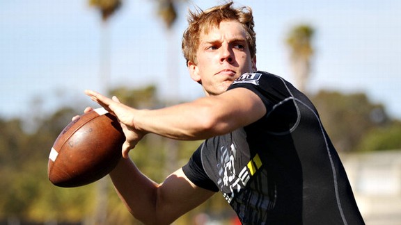 Luke Del Rio - Oakland Elite 11 regional gallery - ESPN