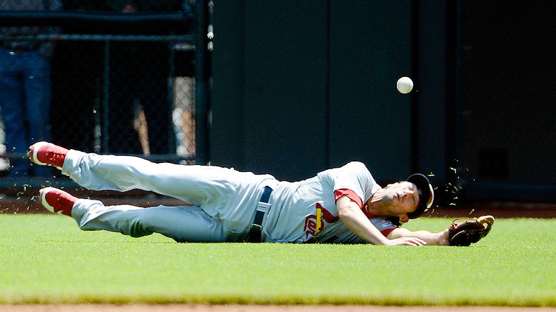 Hardball Hard Fall - ESPN Playbook: Photos of the Week May 14-20, 2012 ...