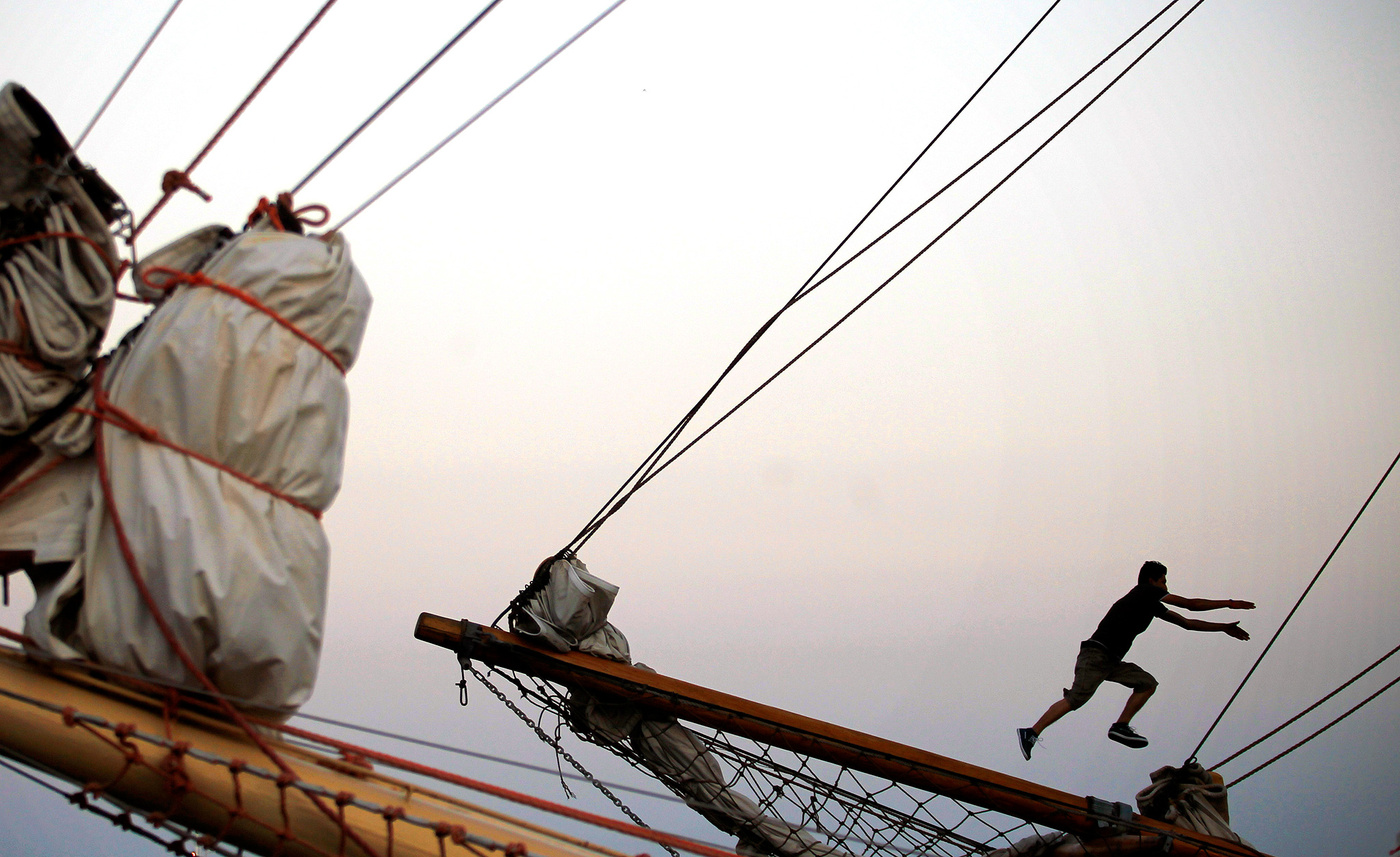 Mast Man - ESPN Playbook: Photos of the Week July 22, 2012 - ESPN