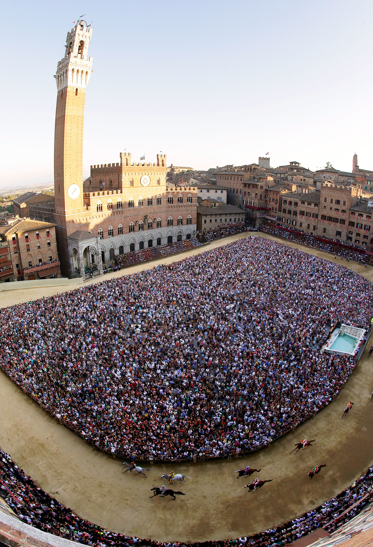 Square Corner - ESPN Playbook: Photos of the Week August 19, 2012 - ESPN